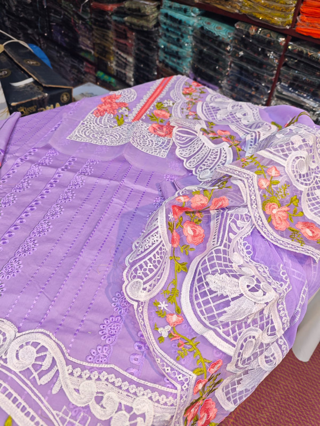 Crimson chicken Kari – Danish Cloth