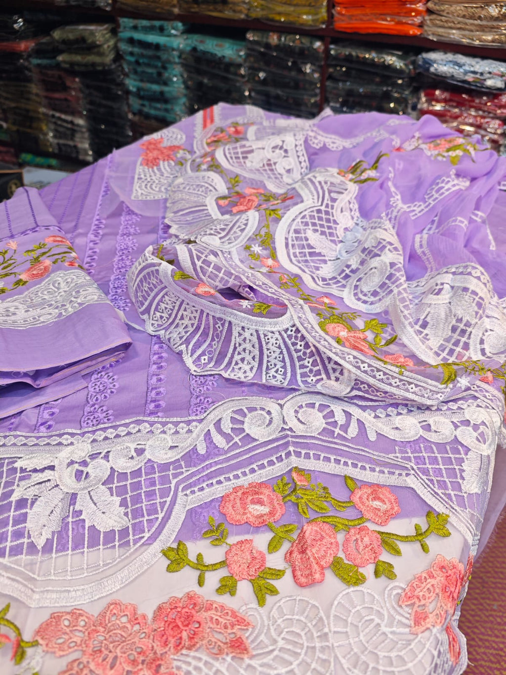 Crimson chicken Kari – Danish Cloth